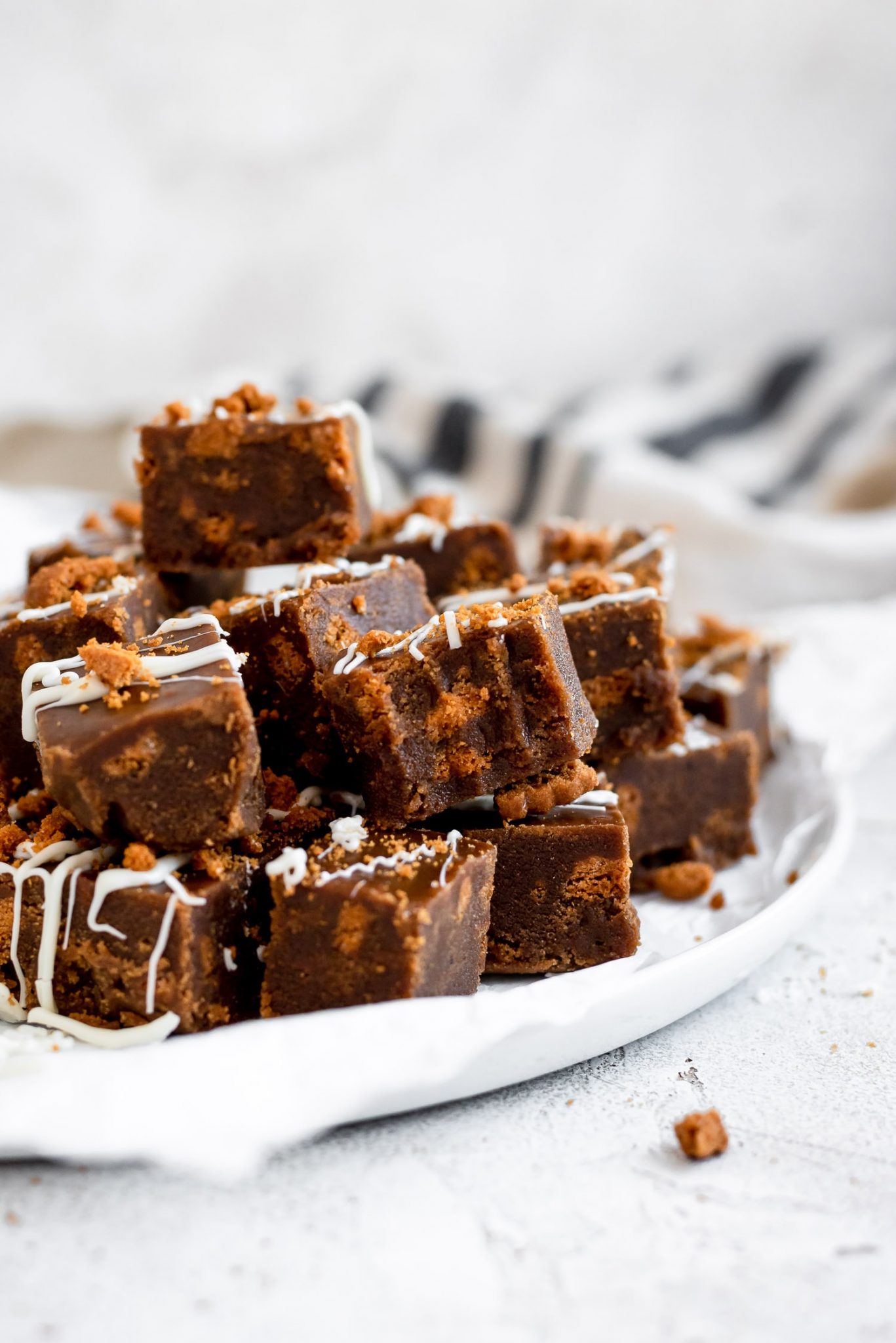 Gingerbread Fudge - A Cookie Named Desire
