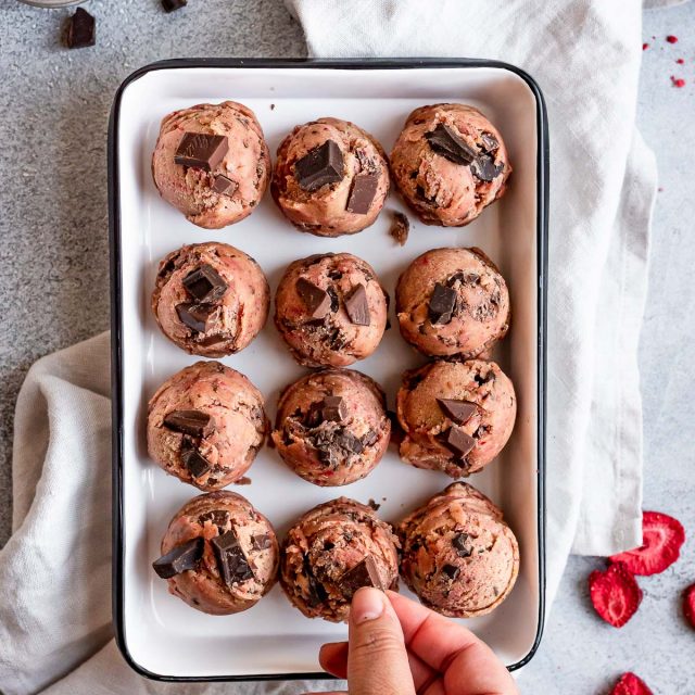 How to Freeze Cookie Dough - A Cookie Named Desire